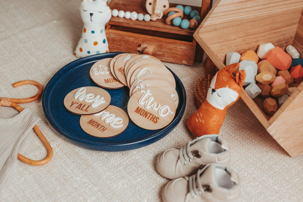 Hey Yall Baby Milestone Signs - Wooden Monthly Picture Props for Newbo ...